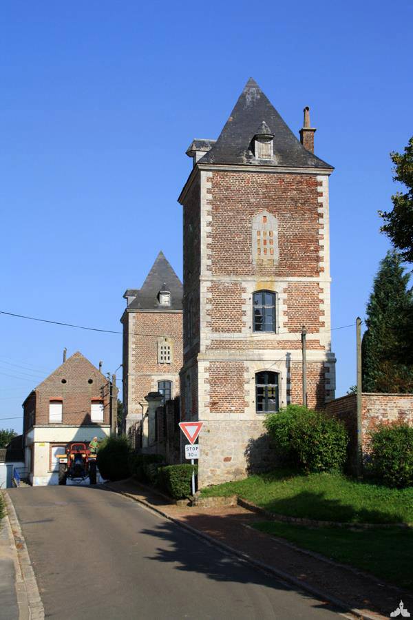 Tour du château de Busigny | Nord Escapade